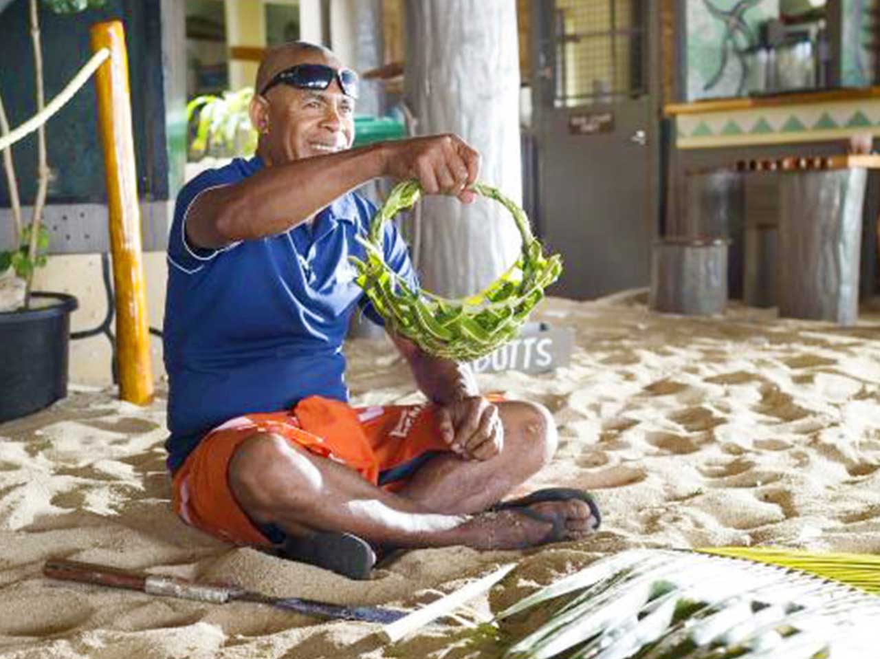 Beachcomber Island Day Cruise – Things to do in Fiji